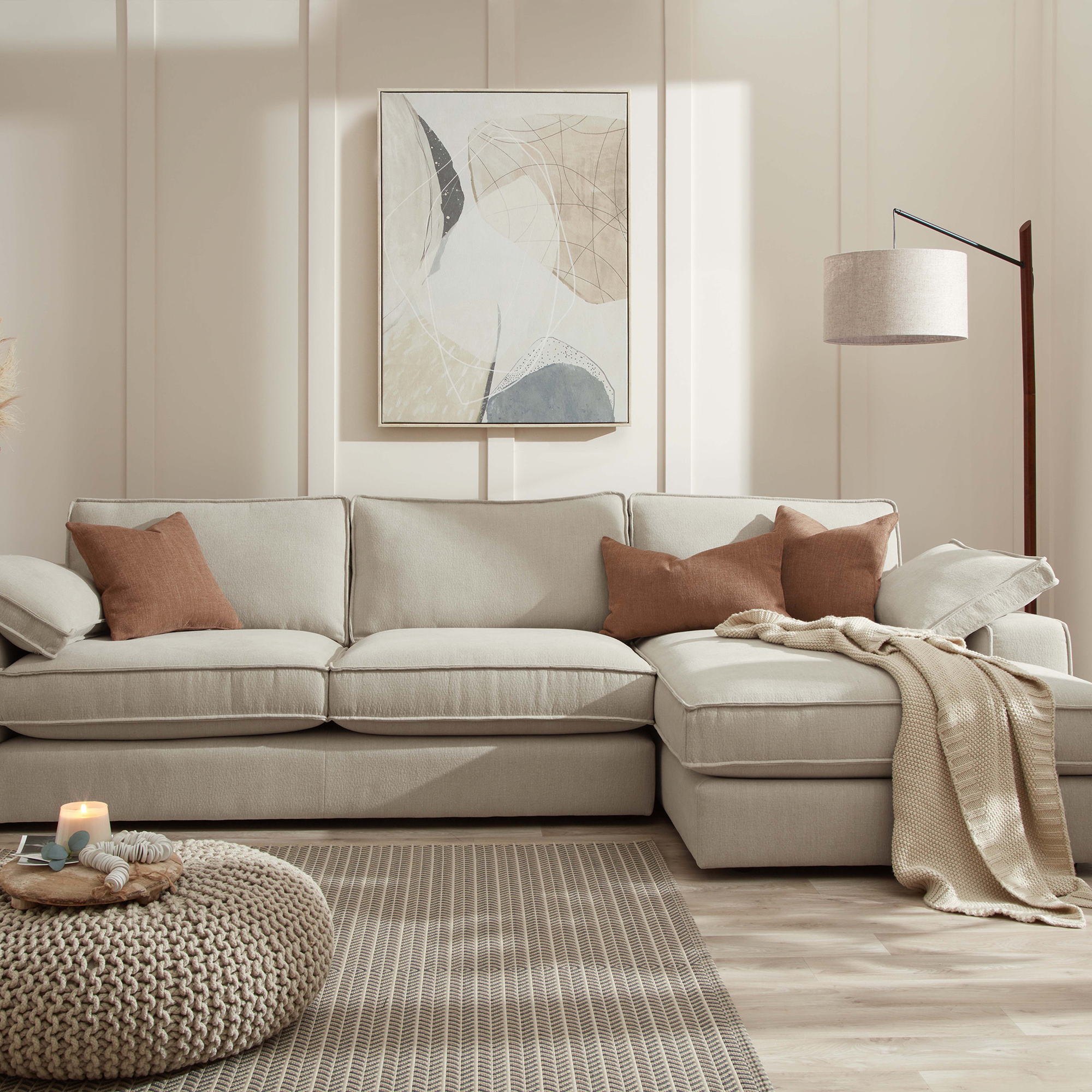 Braunton RHF Medium Chaise Sofa | Modular Style | 3 Scatters + Bolster ...