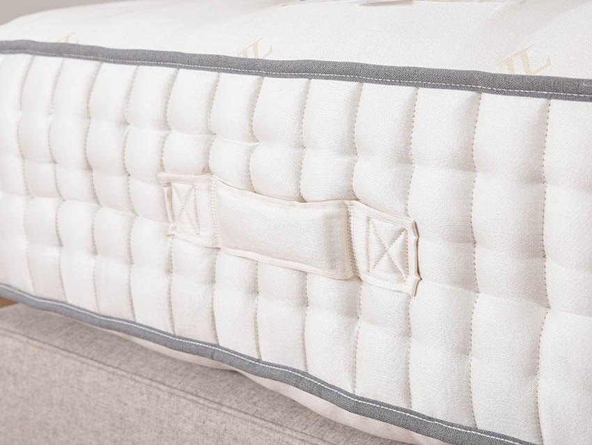 Harrison Royale 25,000 Super King Zip & Link Mattress - Lee Longlands