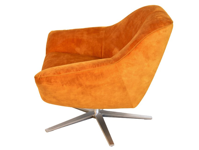 Rom Rico Queen Low-Back Chair With Arms - Lee Longlands