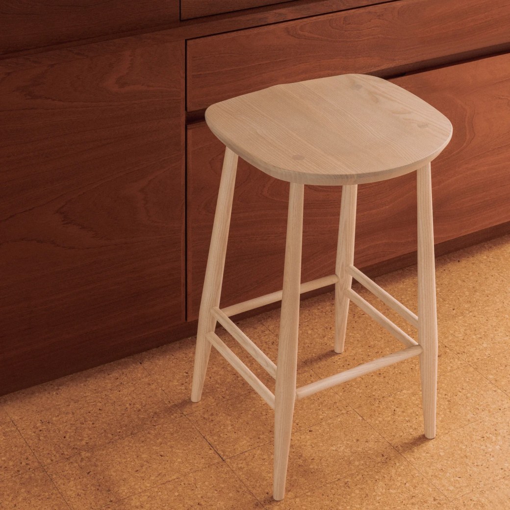 Ercol Originals Counter Bar Stool | Solid Ash 65 cm - Lee Longlands