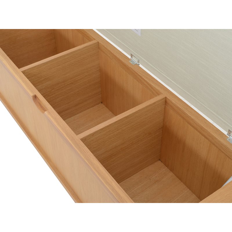 Ercol Bosco Oak Storage Bench | Upholstered Blanket Box | Lee Longlands